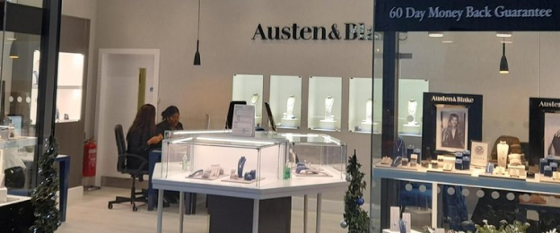 Engagement Rings & Diamond Jewellery | Diamonds Factory