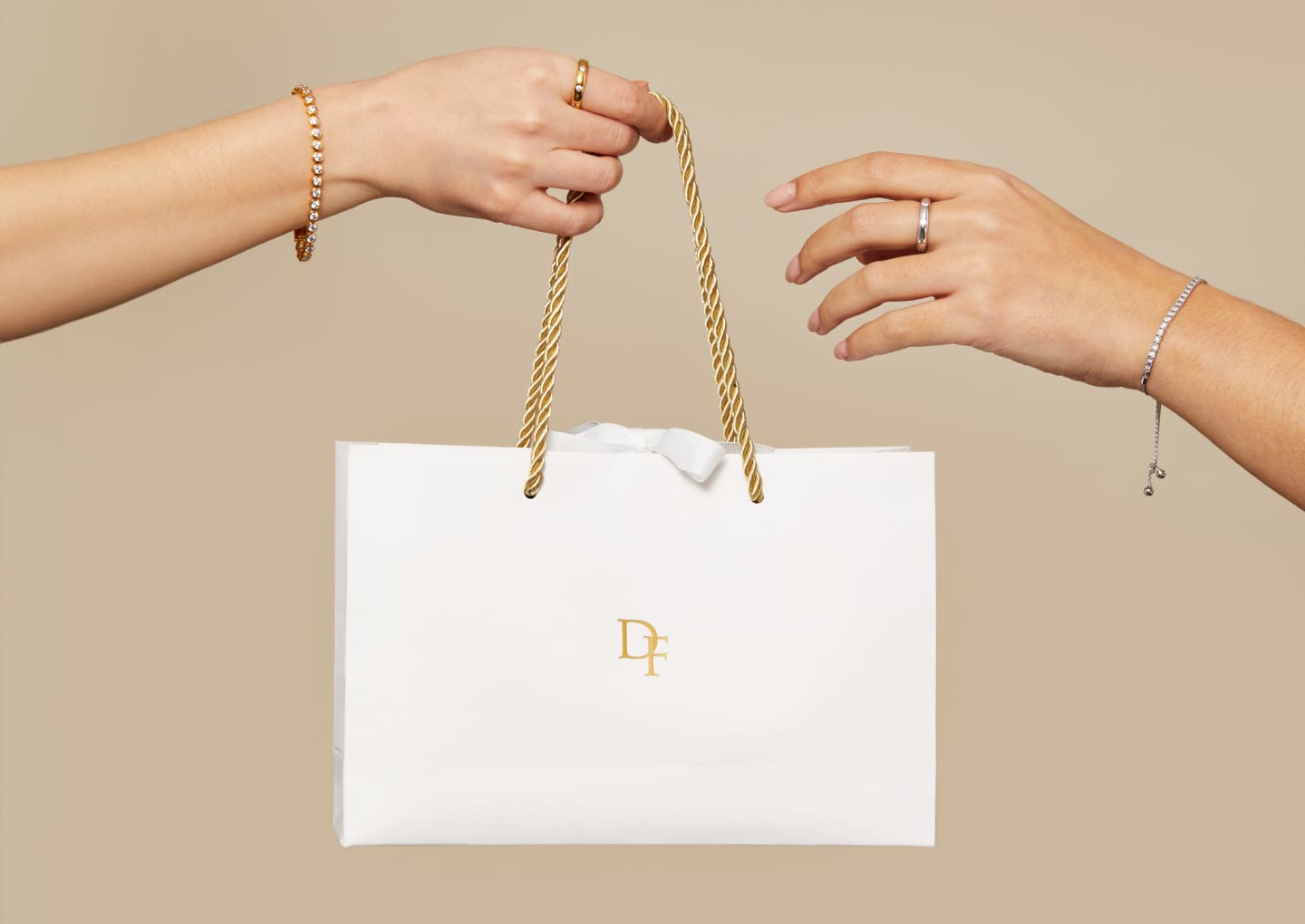 Christmas Jewellery Gifts for Her & Christmas Jewellery Ideas ...